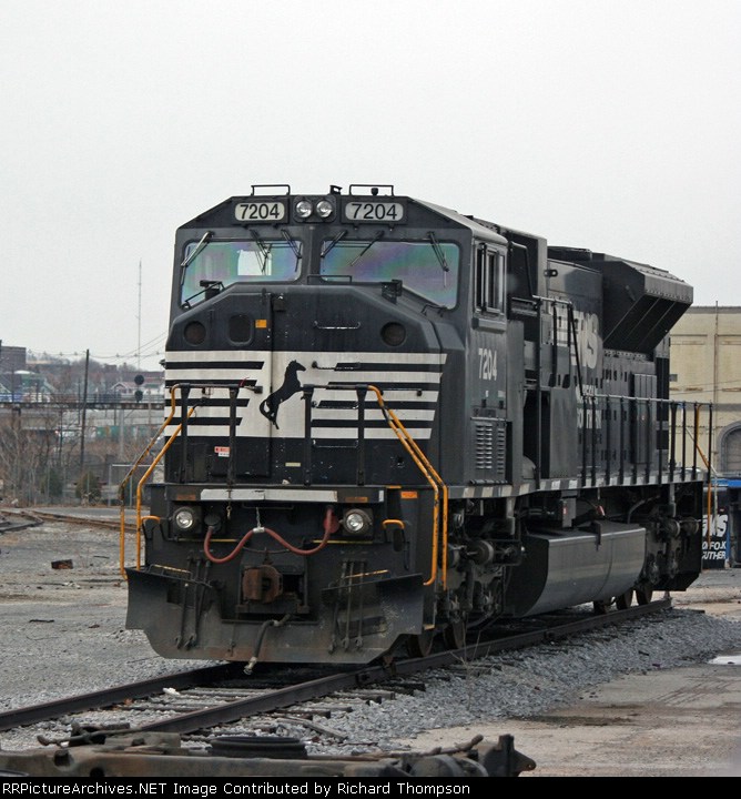 NS 7204